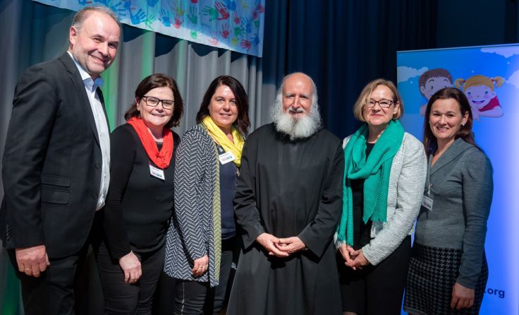 Mit Pater Anselm Grün unterwegs auf einer spirituellen Reise