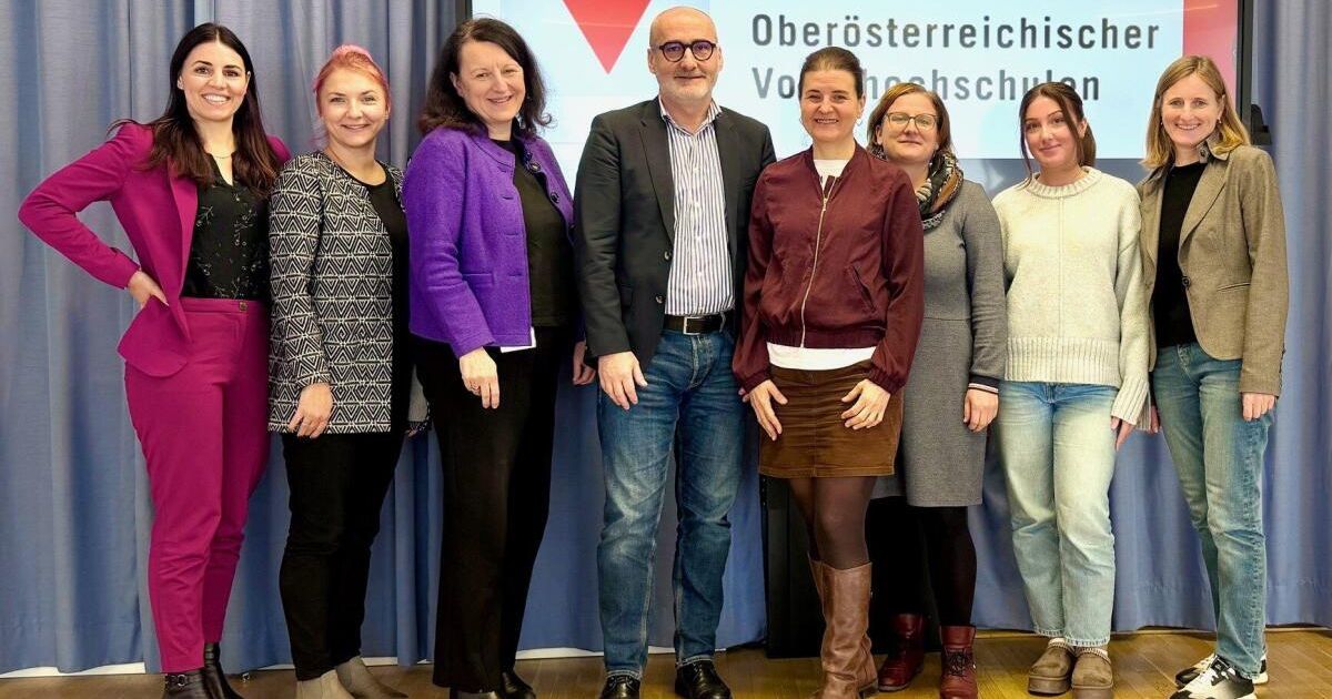 Julia Panholzer neue Vorsitzende des Verbandes OÖ Volkshochschulen