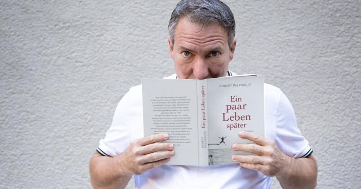 Robert Palfrader liest in Leonding aus seinem ersten Roman