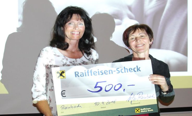 500 Euro an mobile Kinderkrankenpflege überreicht