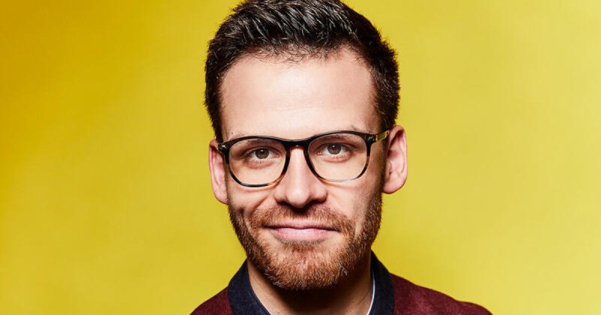 Tiefgründiger Blick auf die Gesellschaft: Kabarettist Martin Frank zu ...