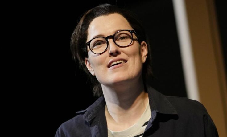 Musical-Premiere in Linz: deutsche Erstaufführung von "Fun Home" in der ...