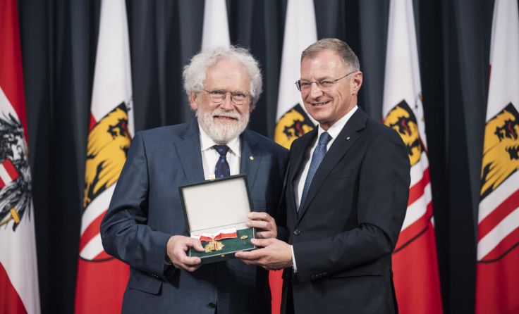 Großes Goldenes Ehrenzeichen für Nobelpreis-Träger Anton Zeilinger