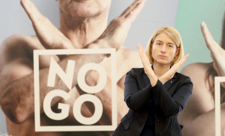 „NO GO – schau nicht weg bei sexueller Belästigung im Schwimmbad ...