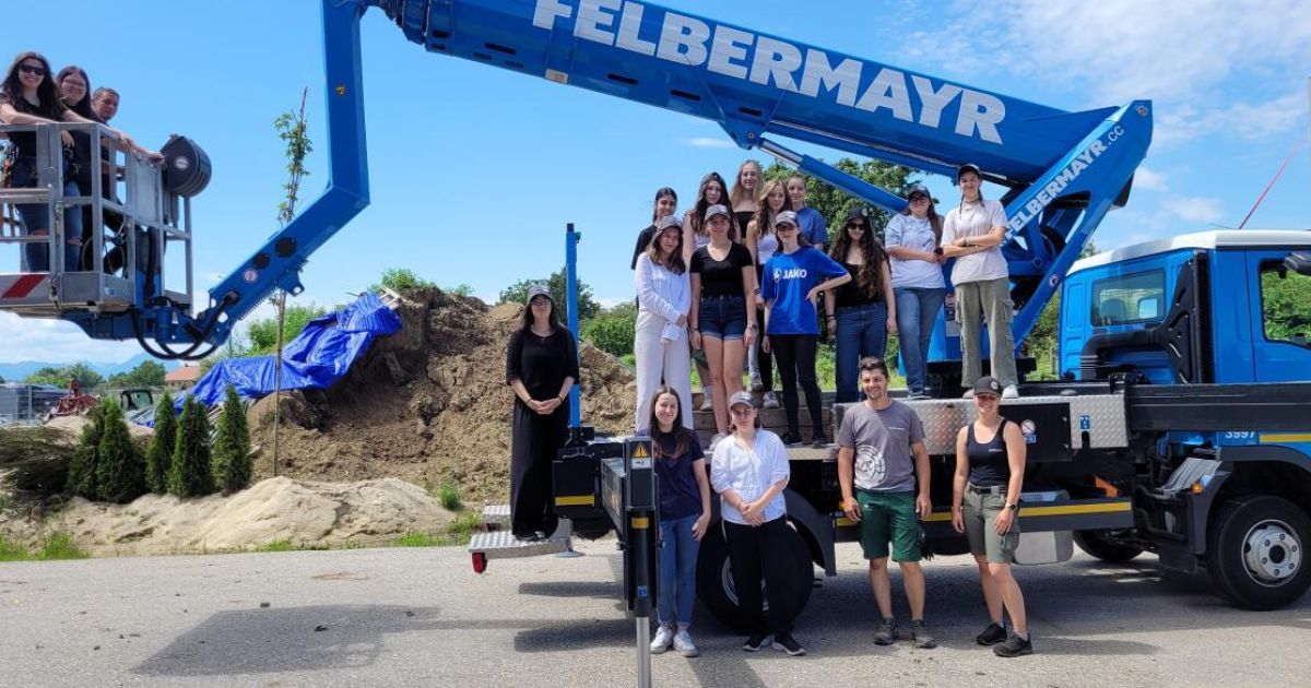 Girlpower aus dem abz für den Maschinenring