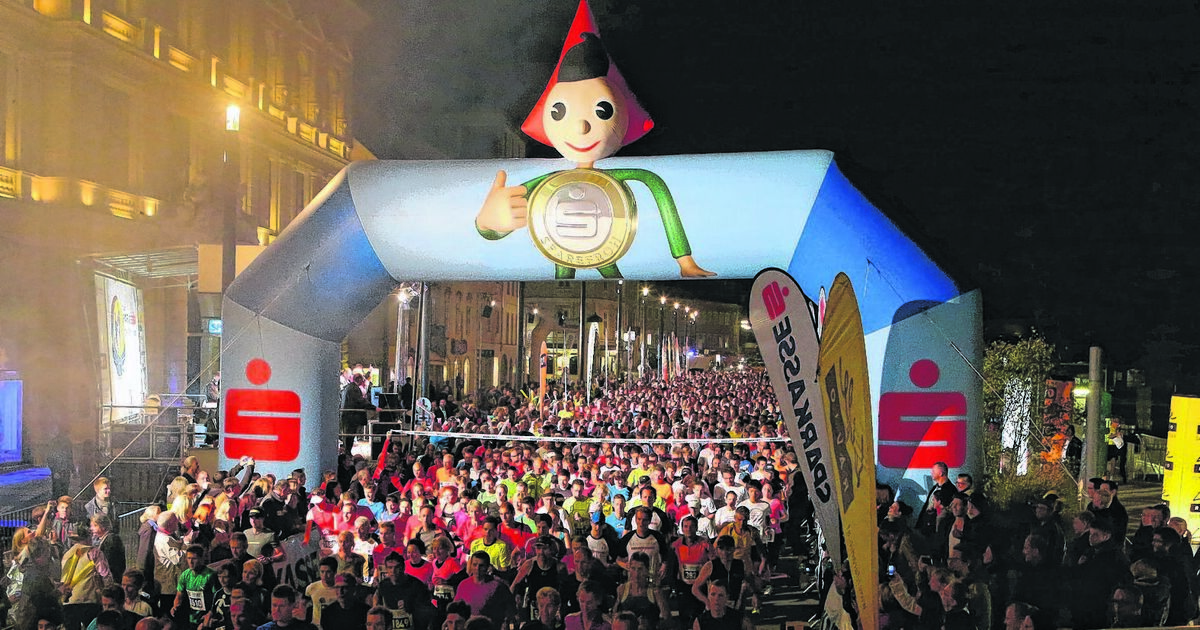 Sparkasse City Night Run: Lauf für Spitzen- und Hobbysportler