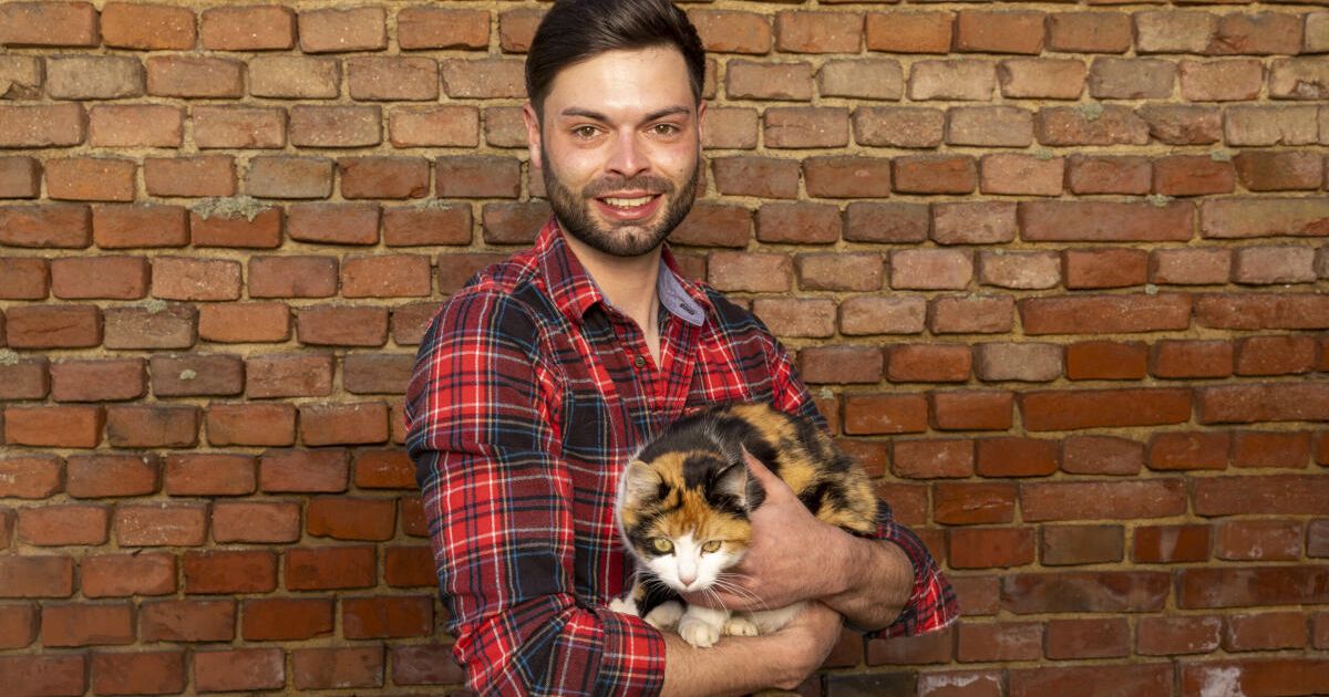 Dominik aus dem Bezirk Grieskirchen sucht bei der ATV-Show „Bauer sucht Frau“ die Liebe