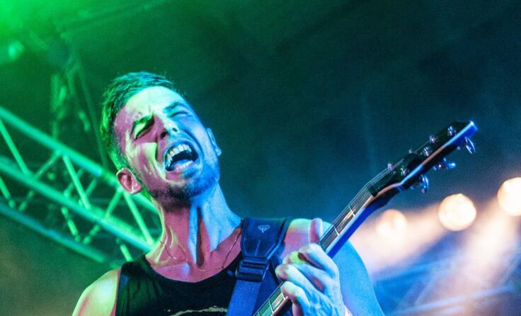 Die Bands „Scotch“ und „21 Stories“ heizen im Röda ein