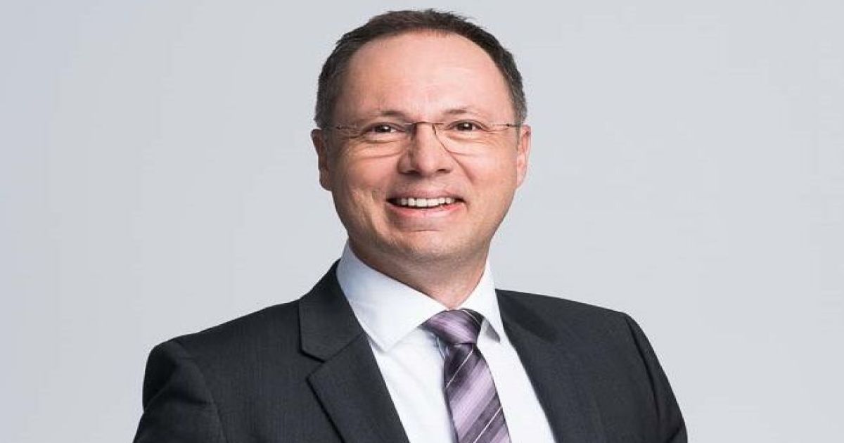 Jugend trifft auf Erfahrung: Greiner Extrusion Group bildet aktuell 27 ...