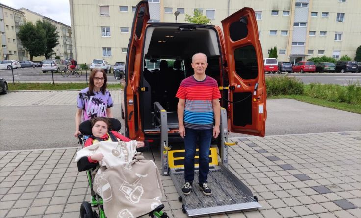 Tips-Glücksstern: Familie Enthammer hat endlich ihr Traumauto für ...