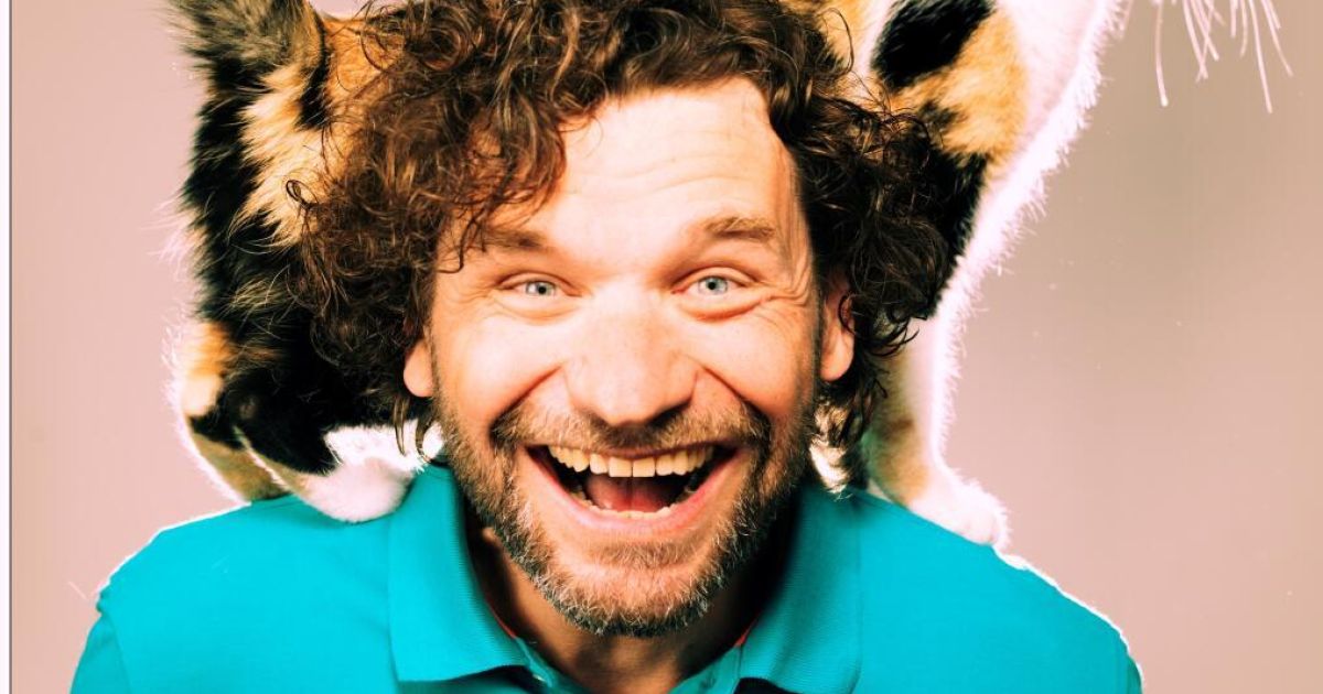 Farbenprächtiges Kabarett mit Martin Puntigam