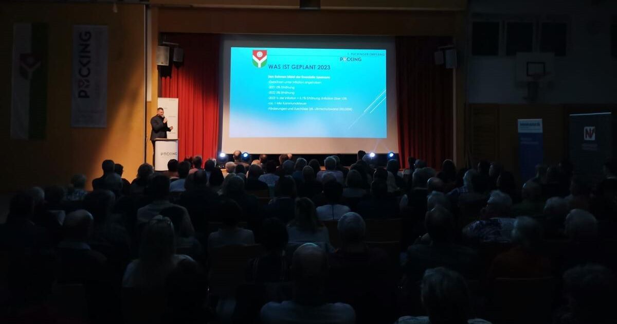 Premiere des "Pucking Empfangs" ging erfolgreich über die Bühne