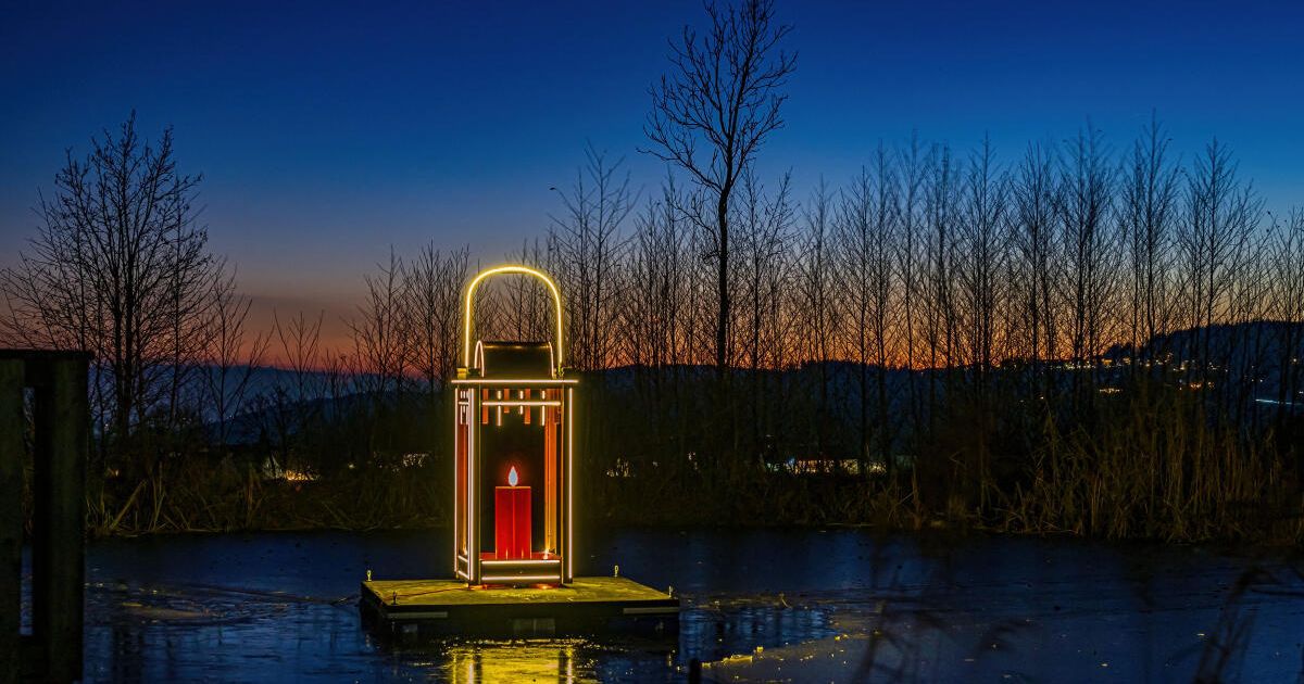 Schwimmende Laterne, Fenster-Adventkalender, Sport am Eis und Loipen in ...