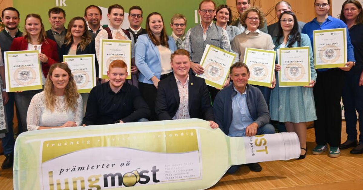 Waldinger und Gramastettner Produzenten für ihren Jungmost prämiert