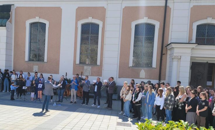 Flashmob zum Europatag begeistert und erinnert an Europas Einheit
