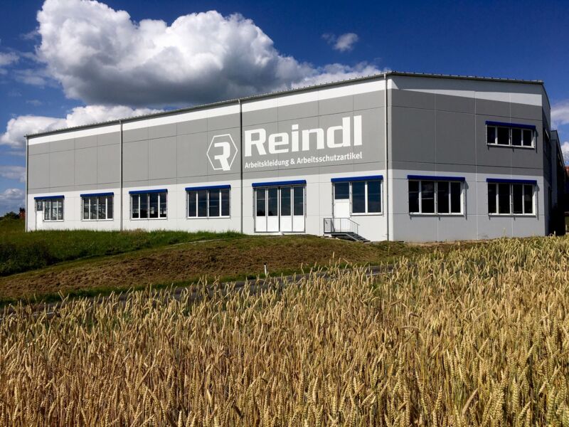 Reindl Berufsbekleidung erstrahlt in neuem Glanz