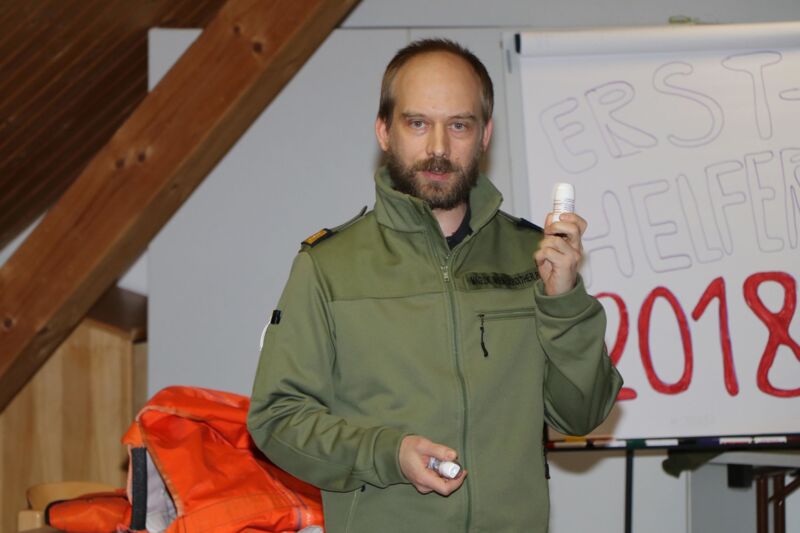Neue Helmkennzeichnung für Feuerwehr-Ersthelfer