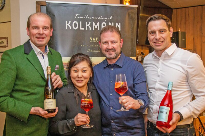 Statt Blumen gabs Romantik im Glas: Valentinstag-Event im Restaurant ...