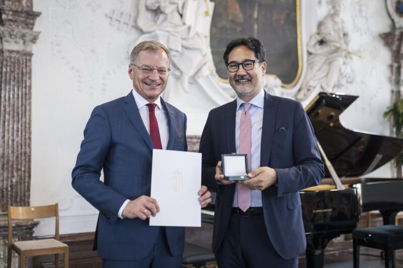 Rico Gulda mit Kulturehrenzeichen in Silber ausgezeichnet