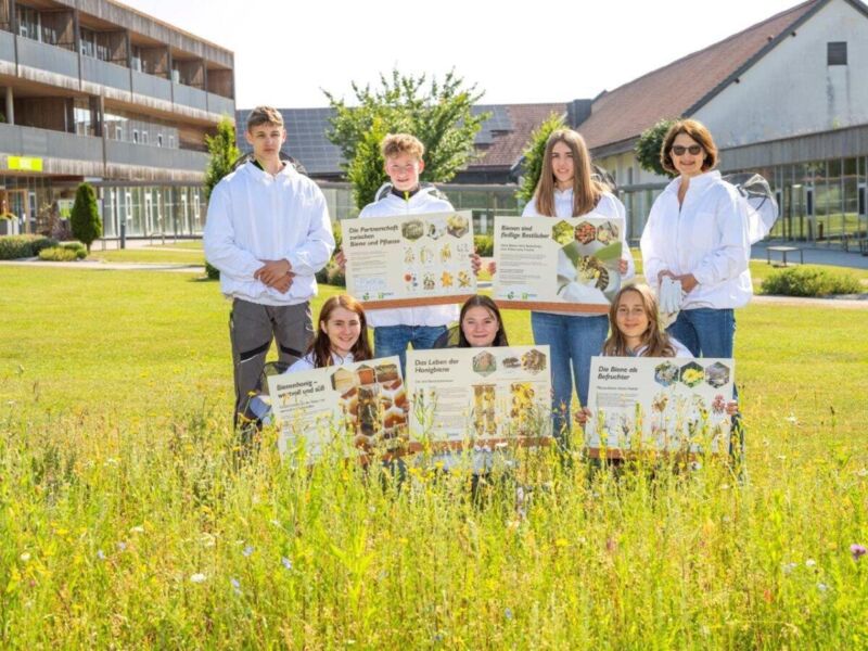Neuer Bienenlehrpfad beim abz Lambach