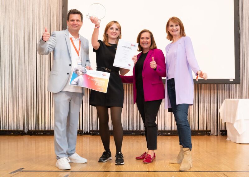 Anna Deisinger gehört zu den besten Friseur-Lehrlingen des Landes