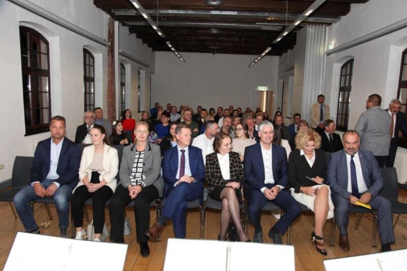 Feier der österreichisch-kroatischen Gesellschaft Oberösterreich