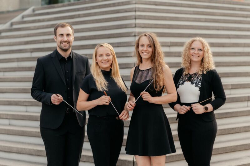 Vier Nachwuchs-Kapellmeister dirigieren die Polizeimusik