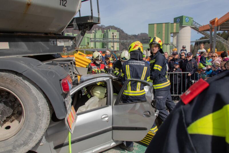 Bernegger Fire Fighter Competition: Team der Feuerwehren Grünburg und ...