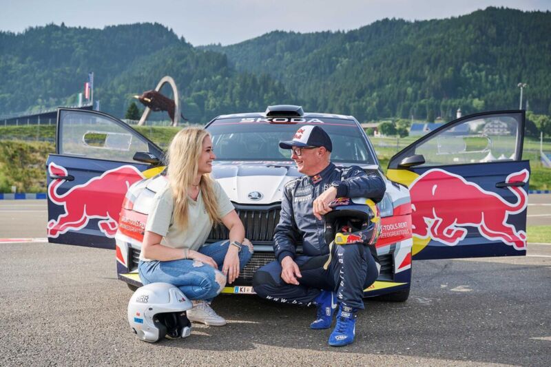Dancing Star Corinna Kamper mit Rosenauer Rallyefahrer am Red Bull Ring