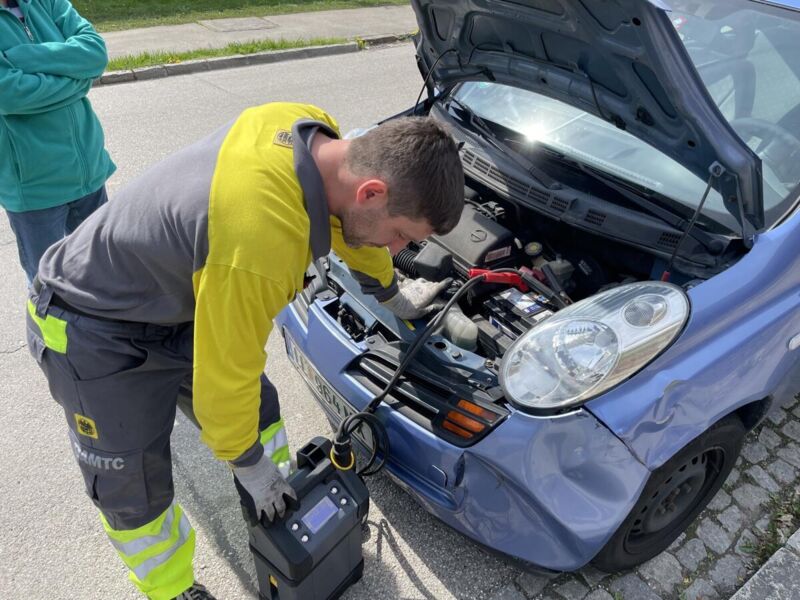 ÖAMTC: Sie arbeiten, wenn alle unterwegs sind