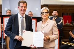 Neuer Chef der Justizanstalt Ried von Justizministerin Sporrer ins Amt ...