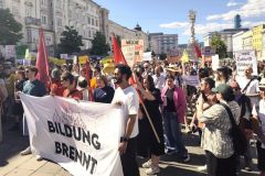Rund 1.400 demonstrierten in Linz gegen mögliche Unibudget-Kürzungen