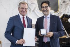 Rico Gulda mit Kulturehrenzeichen in Silber ausgezeichnet