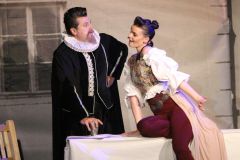 Theater in der Innenstadt: Vollgepackter Kalender mit viel Musik und ...