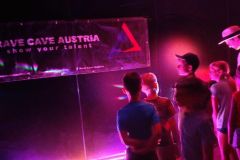 Ferienpass bei Rave Cave Austria: Einmal ein richtiger DJ sein