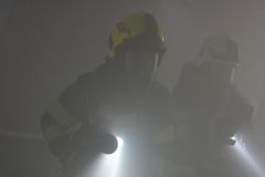 Großübung mit 130 Einsatzkräften bei der Volksschule St. Willibald