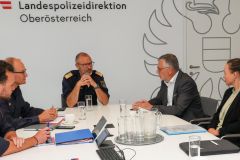 Sicherheitskooperation zwischen Schulen und Polizei wird verstärkt