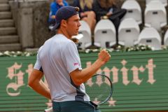 ATP Challenger Bonn: Schwärzler mit bärenstarker Leistung im Semifinale ...