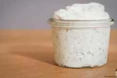 Sauerrahm-Dip